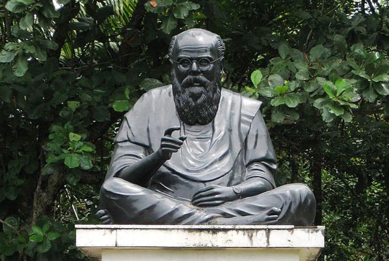 Statue of Tamil Icon Periyar in Coimbatore desecrated | ummid.com