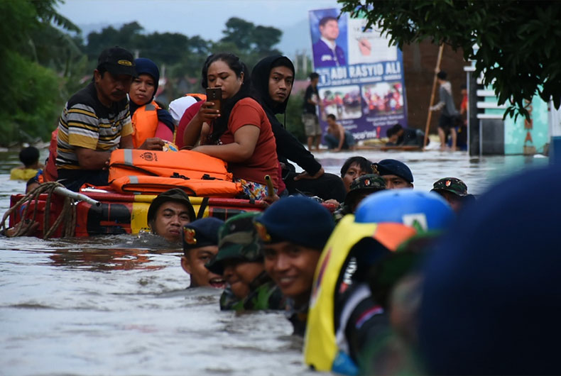 67 people untraceable, 14K displaced in Indonesia floods | ummid.com