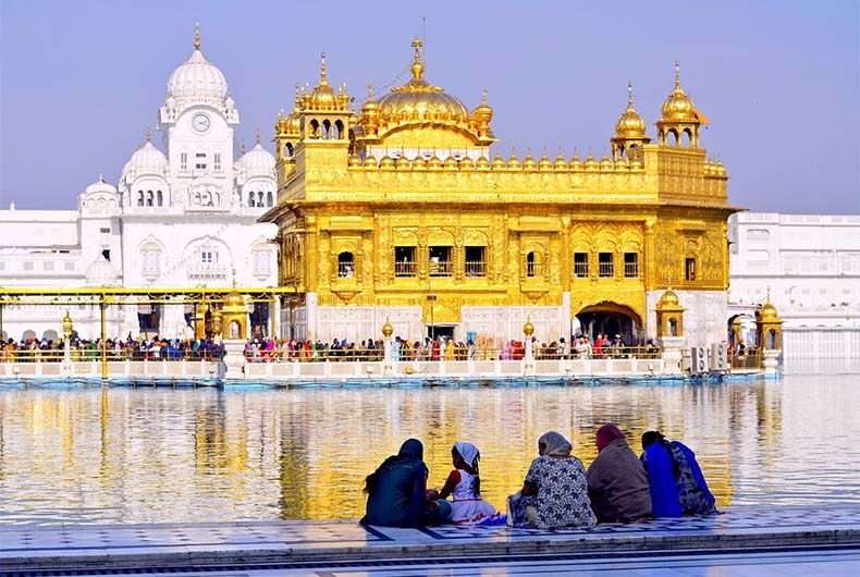 Guru Tegh Bahadur, Sikhism and Mughals | ummid.com