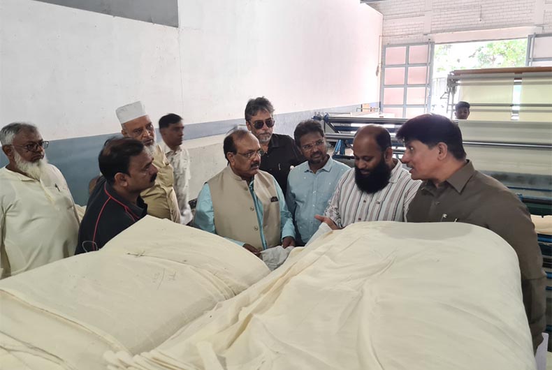 Advocate Feroze Ansari elected new President of All India Muslim Majlis ...